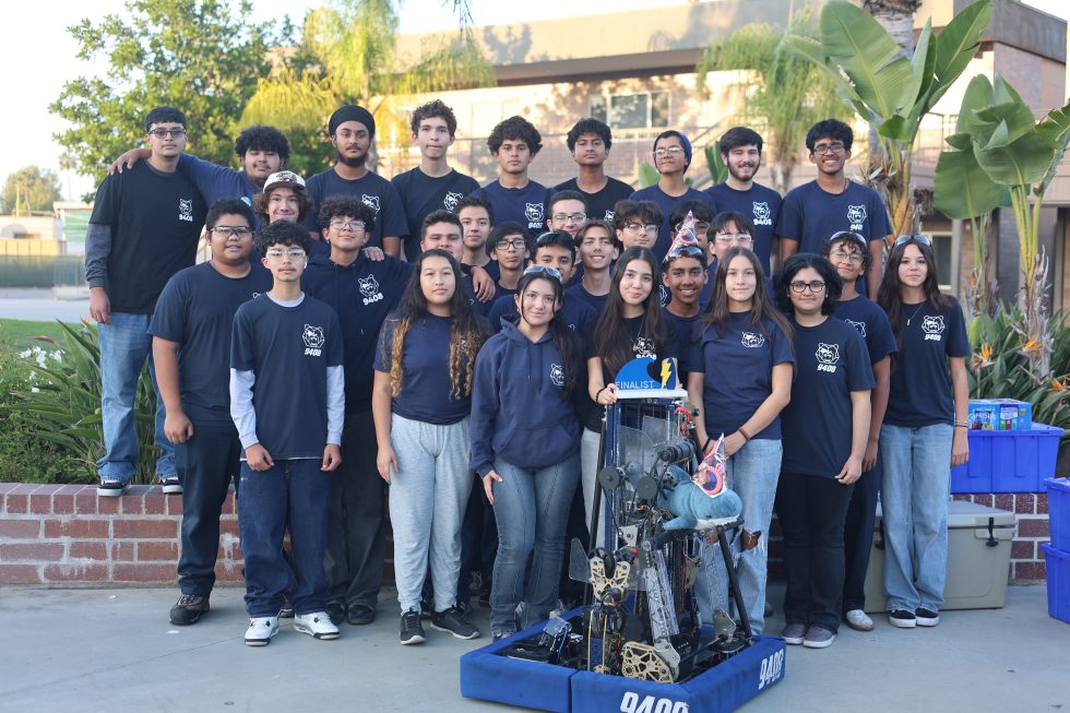 Warren High’s Warbots Robotics Team Inspires the Next Generation of Engineers | Warren High School